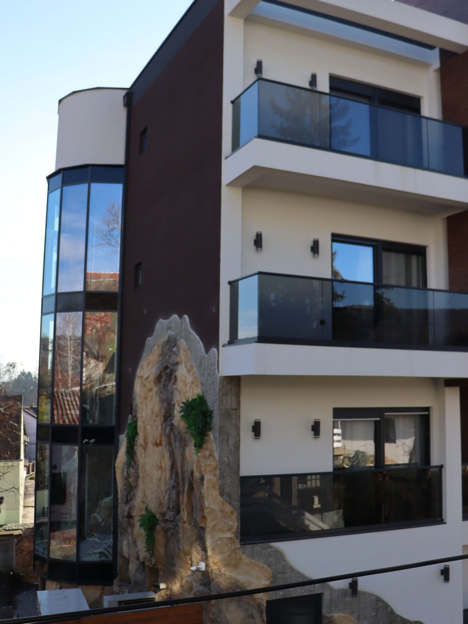 Studio apartman sa francuskim balkonom – Vila Slap Vrdnik